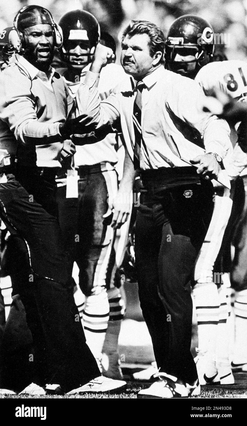 Chicago Bears coach Mike Ditka is pictured on the sidelines during a ...