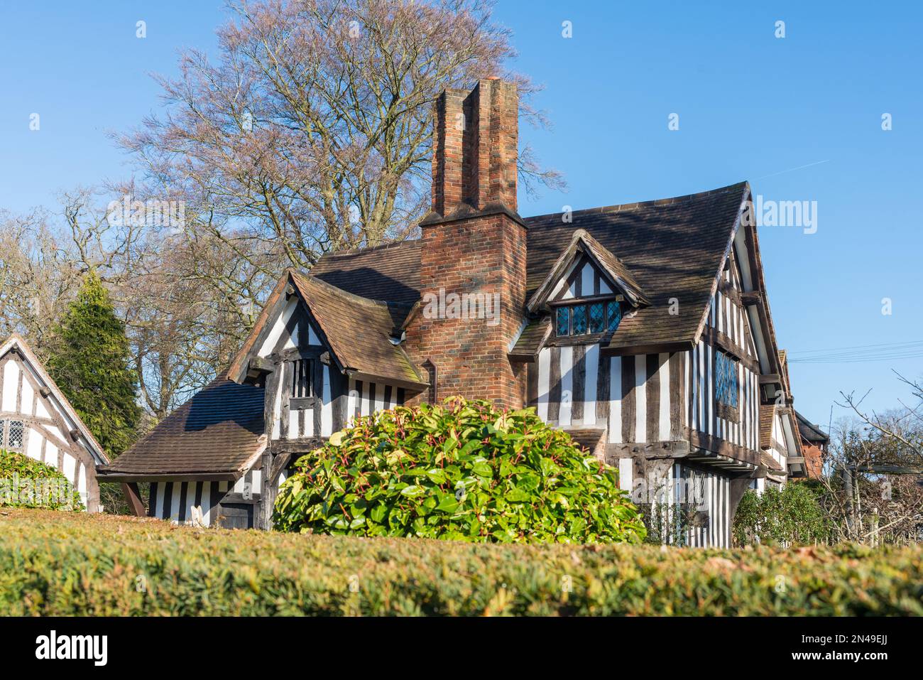 Selly Manor Museum is two medieval Tudor museum houses in Bournville ...