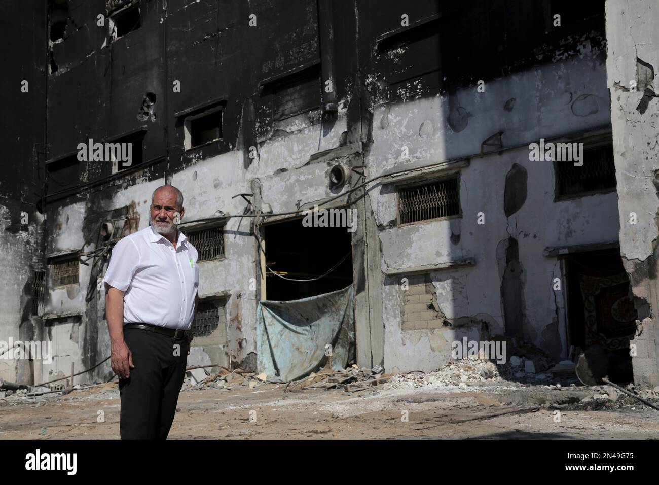 In this Sunday, Aug. 10, 2014 photo, Mohammed al-Telbani, owner of Al ...