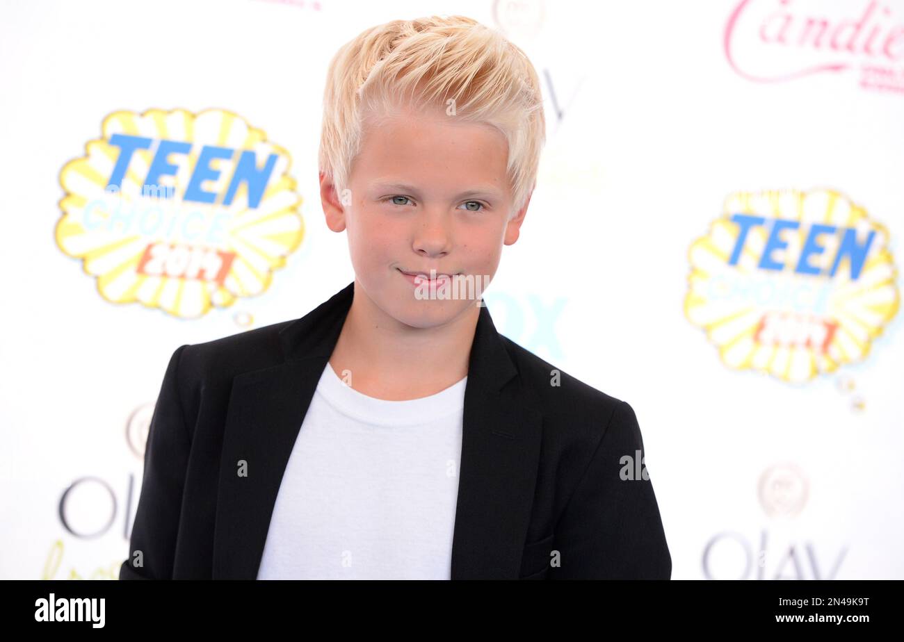 Carson Lueders arrives at the Teen Choice Awards at the Shrine ...