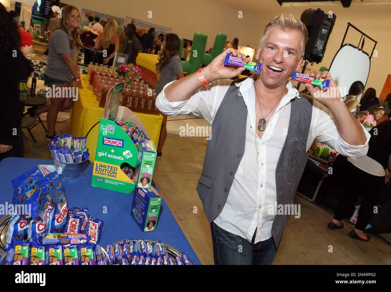 Actor Todd Sherry supports the #LetsGetHerToCamp campaign with Nestle ...