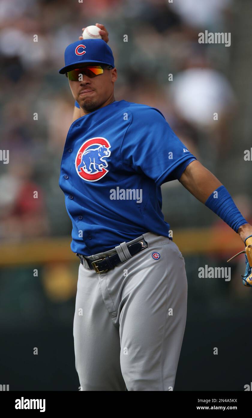 Chicago Cubs second baseman Javier Baez warms up before facing the ...