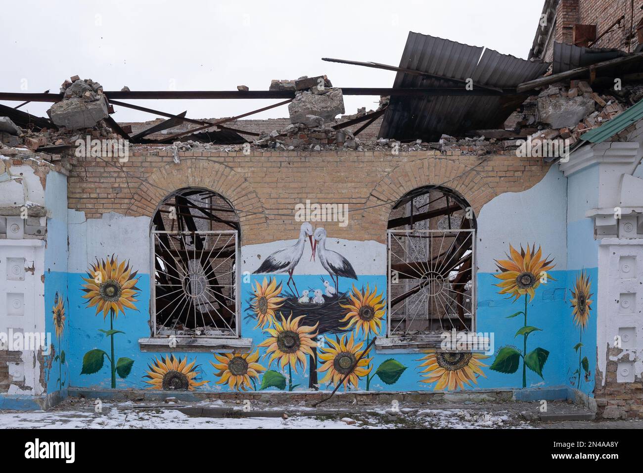 War art on Buildings in Irpin, Ukraine Stock Photo - Alamy