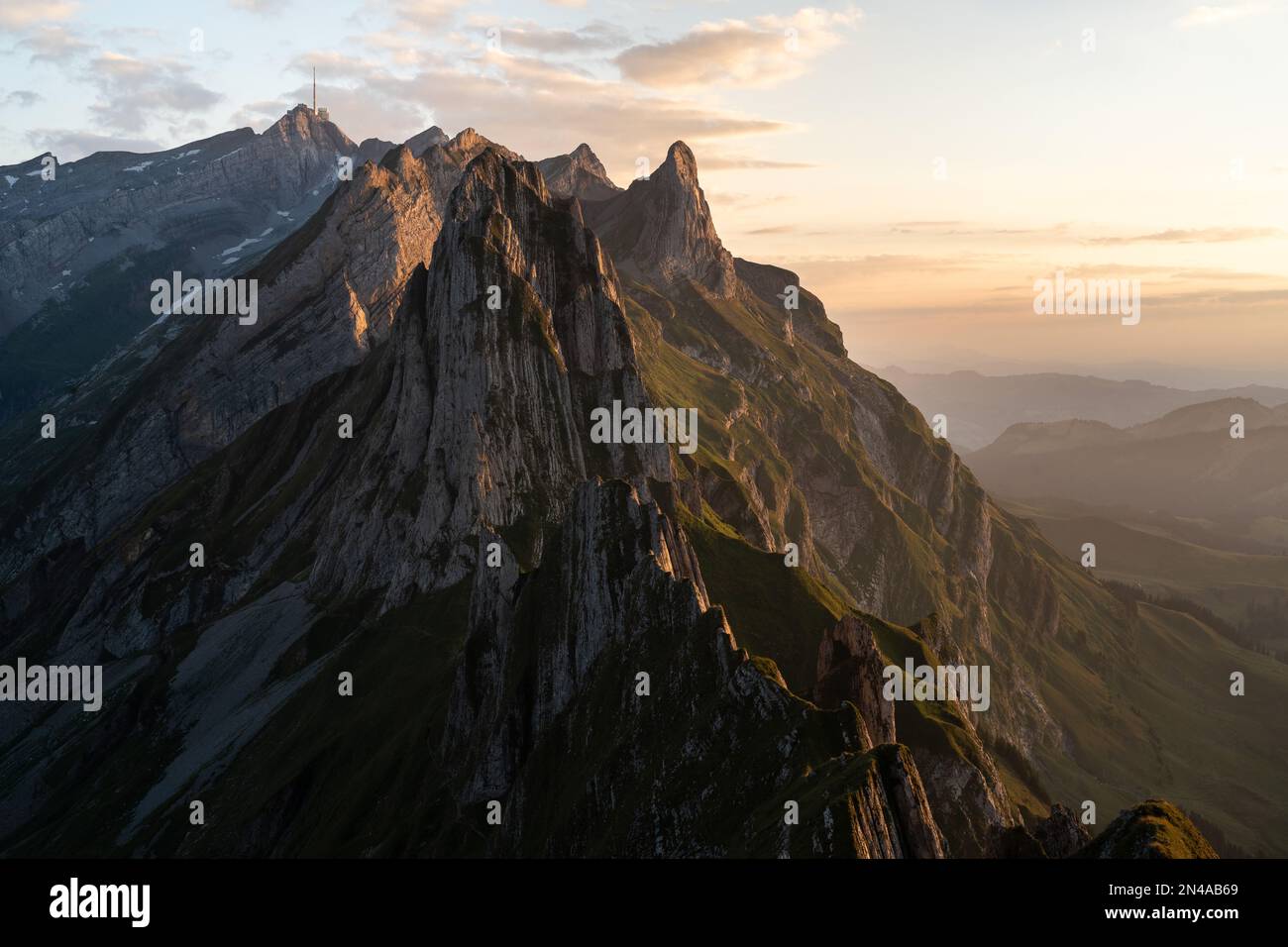 A breathtaking view of the Alpstein massif with the Santis summit Stock ...