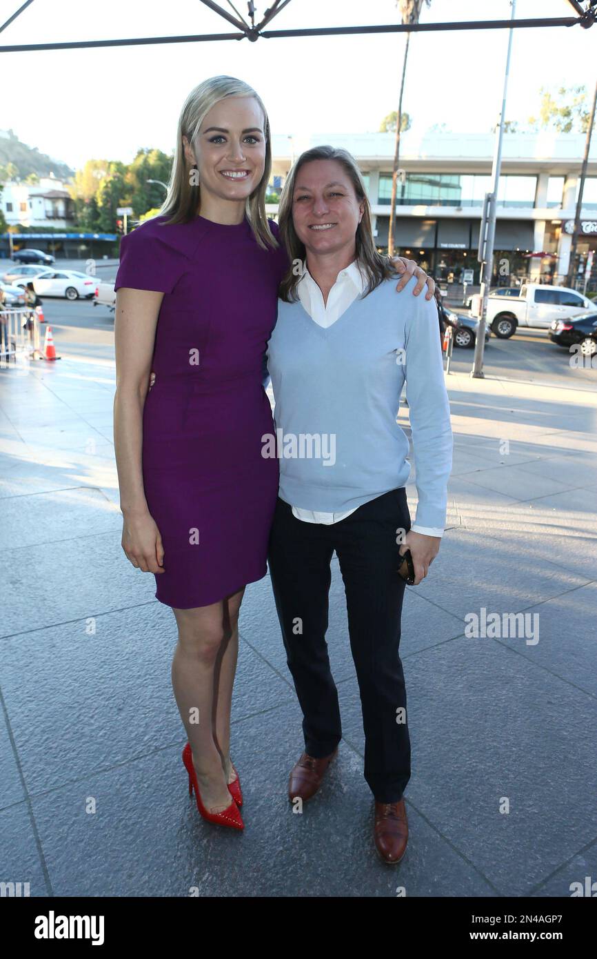 Taylor Schilling and Cindy Holland VP, original programming, Netflix ...
