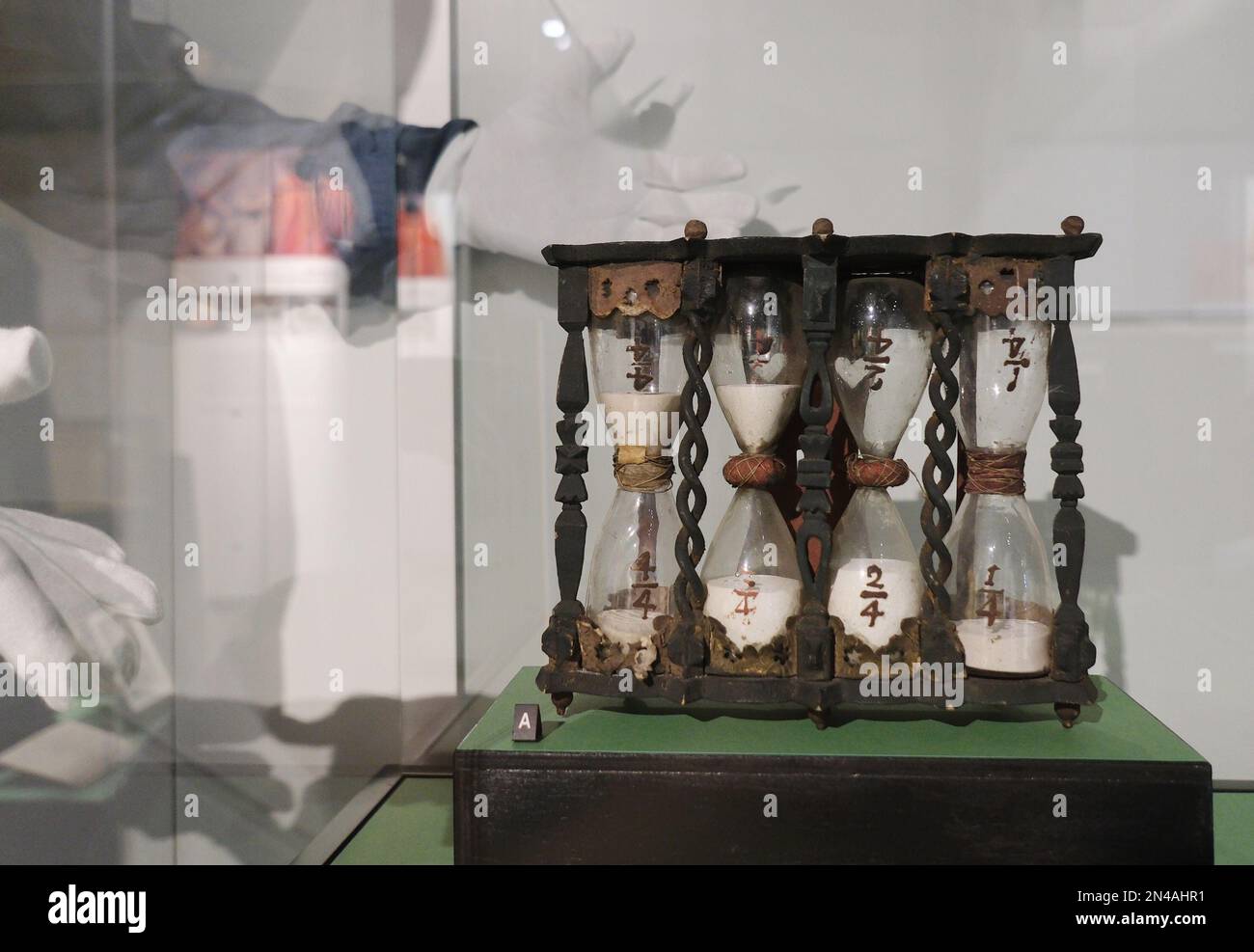 Zwickau, Germany. 08th Feb, 2023. A pulpit clock from 1439 in the ...