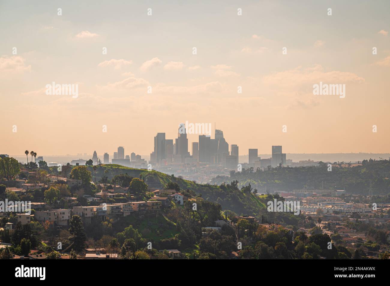 Downtown los angeles in mist hi-res stock photography and images - Alamy