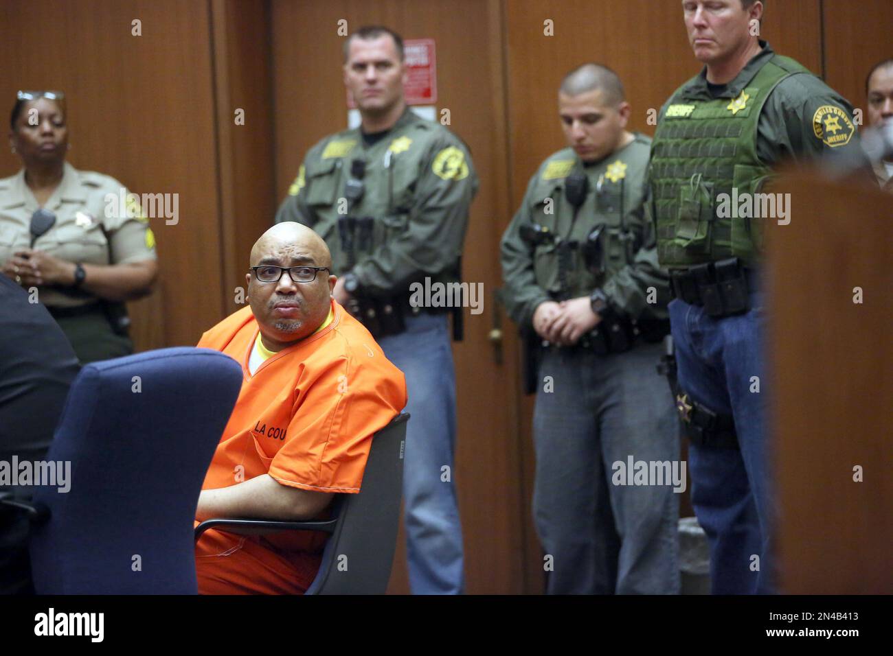 Serial killer Chester Turner sits in court in Los Angeles Friday, Aug ...
