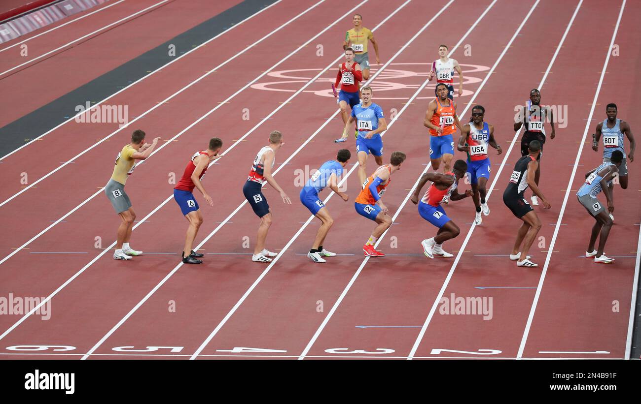 AUG 06, 2021 - Tokyo, Japan: United States' Randolph Ross passes the ...