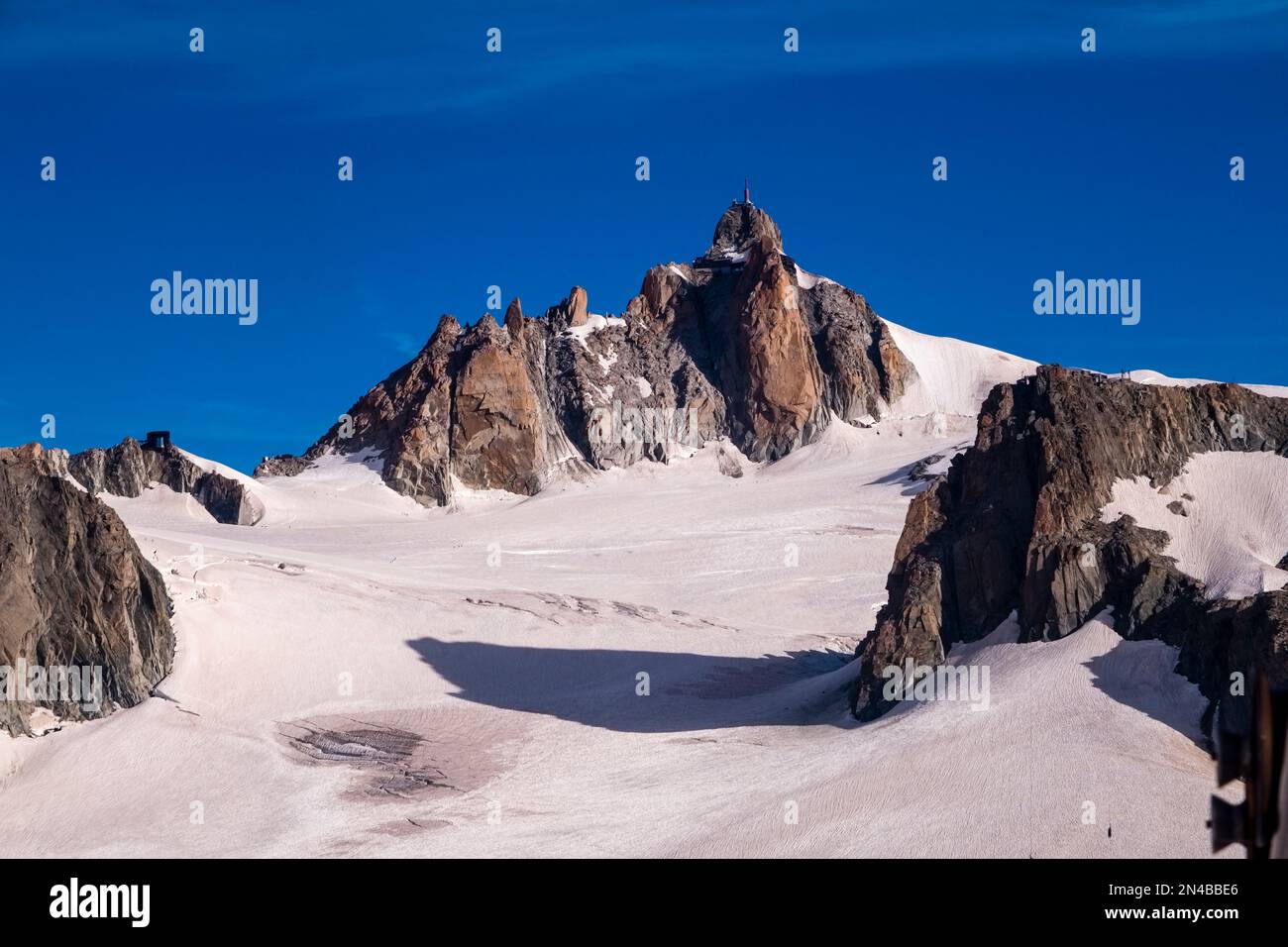 View of the slopes and crevasses of the upper part of the Géant Glacier ...