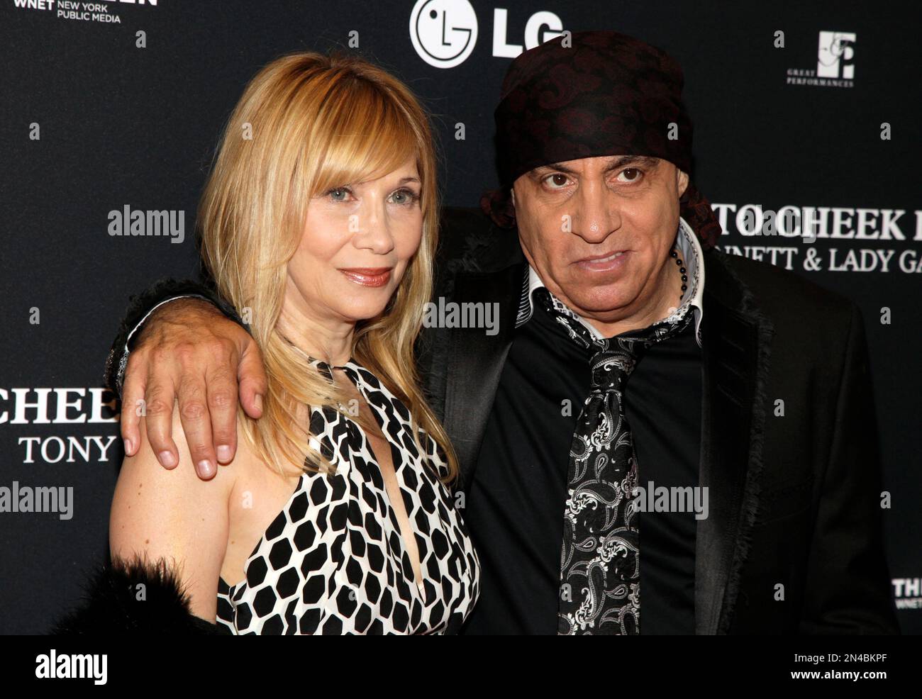 Recording artist Steven Van Zandt, right, with wife Maureen Van Zandt ...