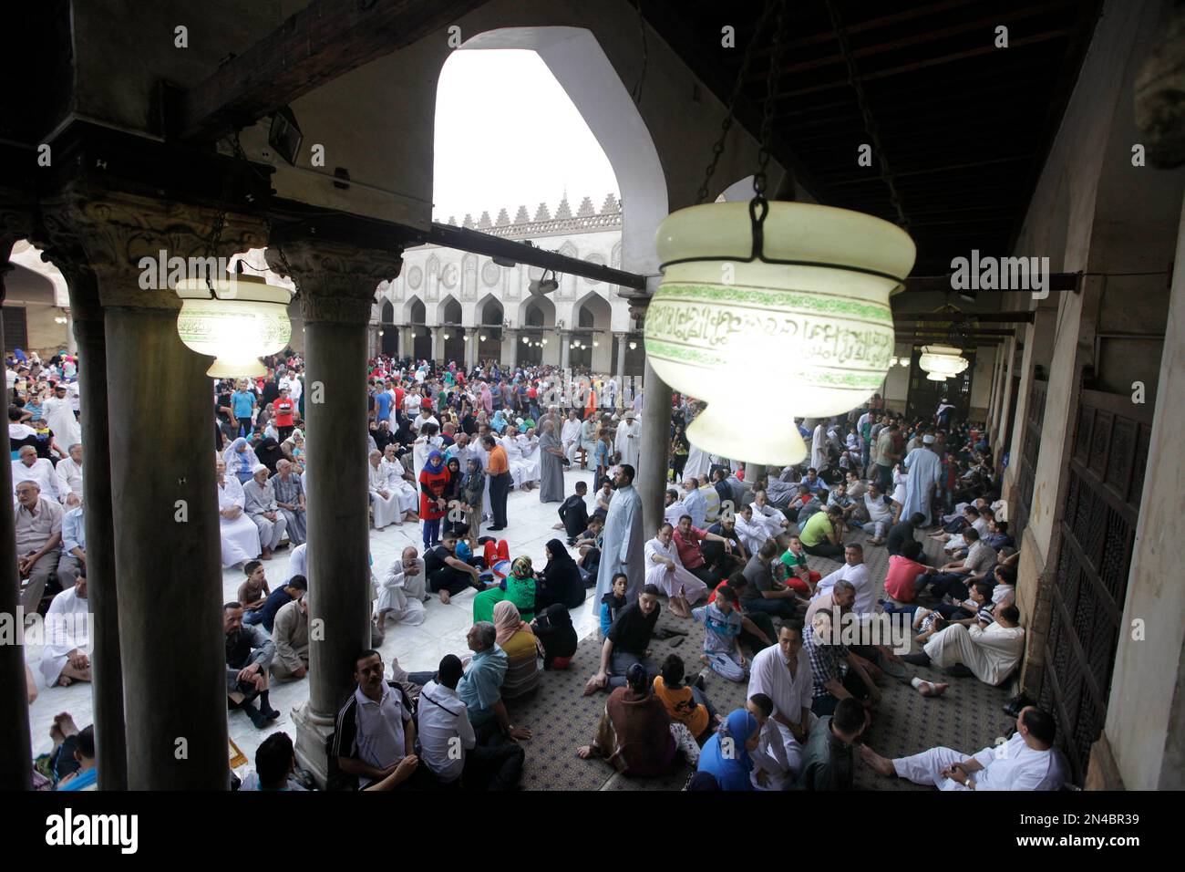 Egyptian Muslims gather to offer Eid al-Fitr prayers, marking the end ...