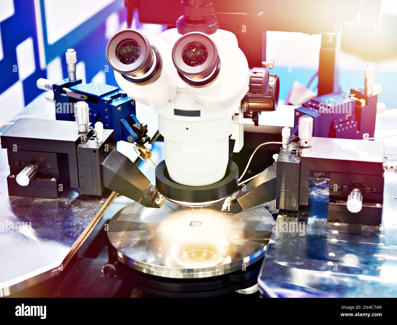 Modern laboratory binocular stereo microscope Stock Photo - Alamy