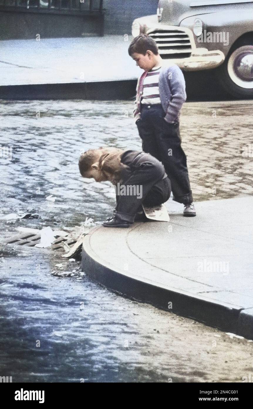 New york street scenes 1950s hi-res stock photography and images - Alamy