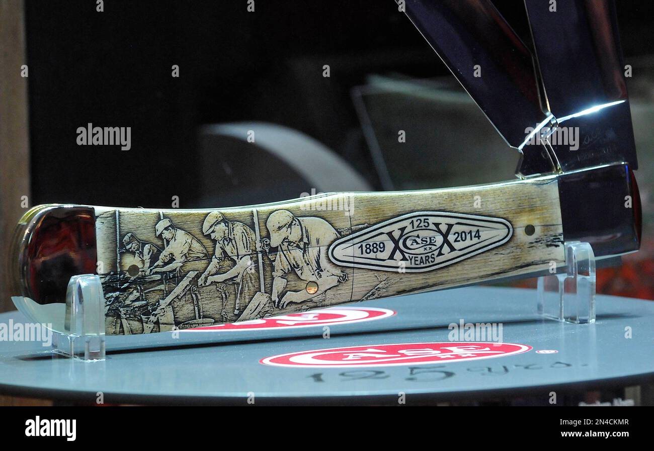 Case Knife Logo History