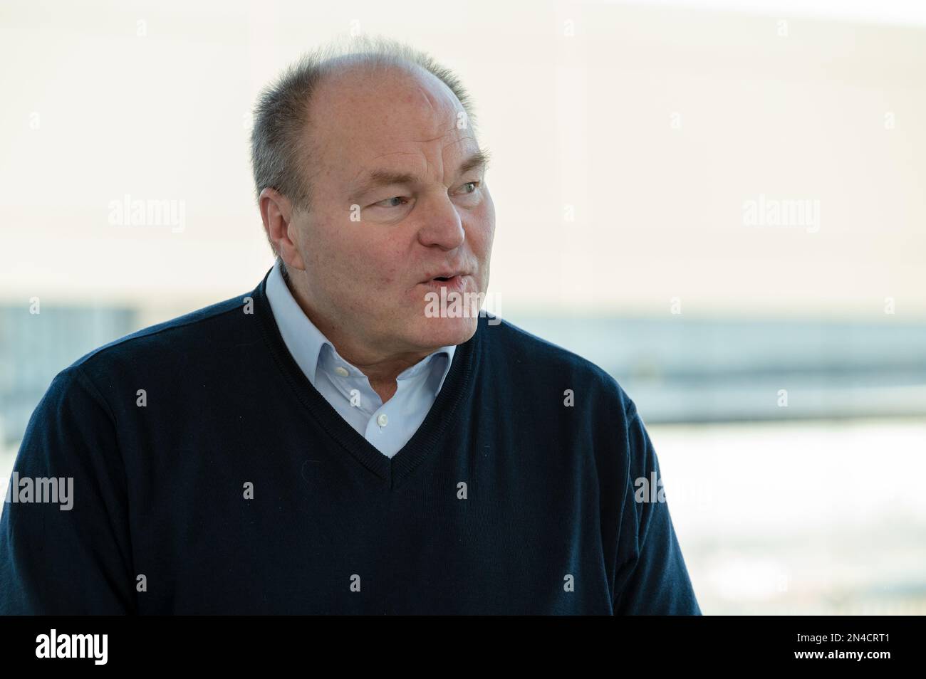 Managing director string hi-res stock photography and images - Alamy