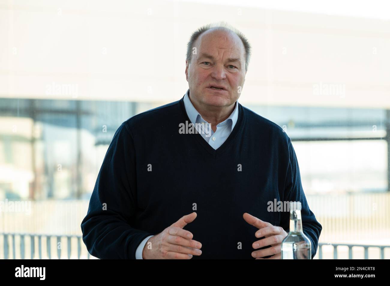 Managing director string hi-res stock photography and images - Alamy