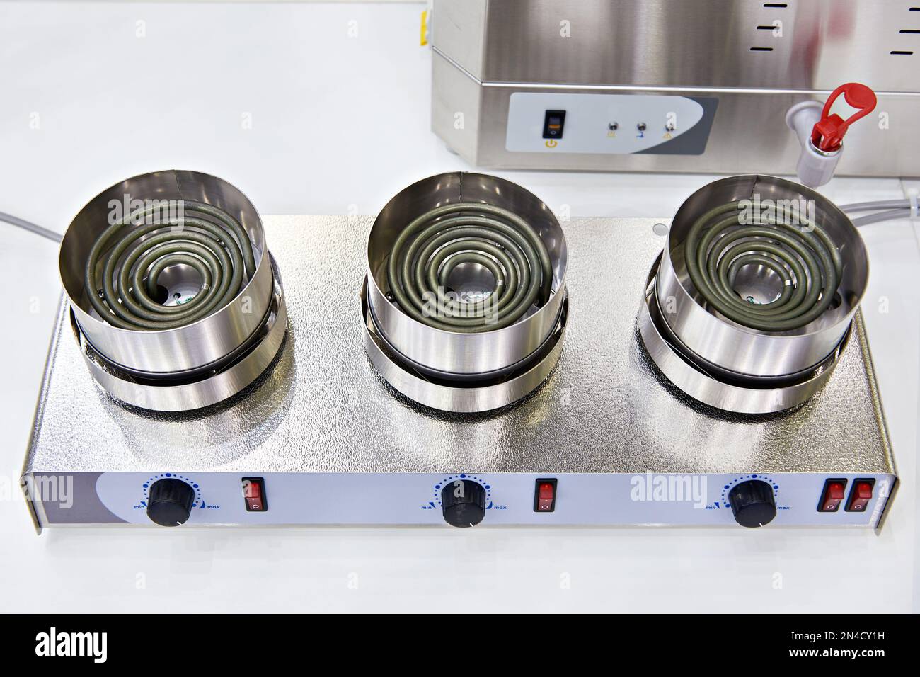 Flask lab hi-res stock photography and images - Alamy