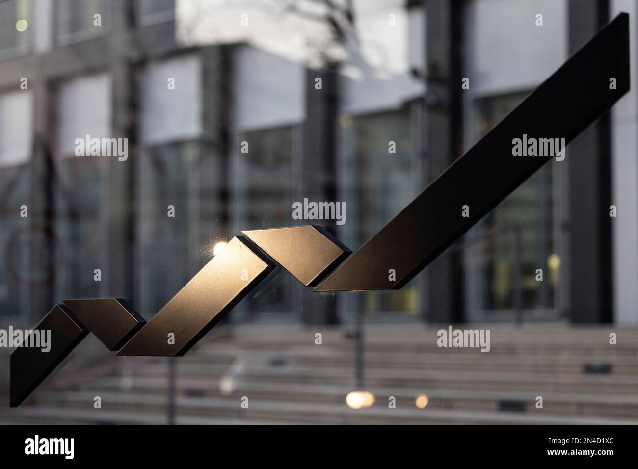 Deutsche borse logo hi-res stock photography and images - Alamy