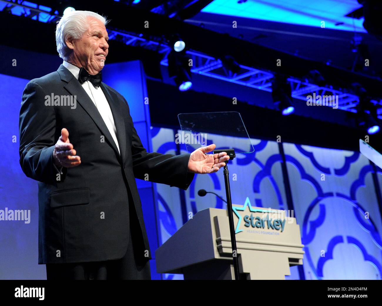 Starkey Hearing Foundation founder Bill Austin acknowledges the crowd ...