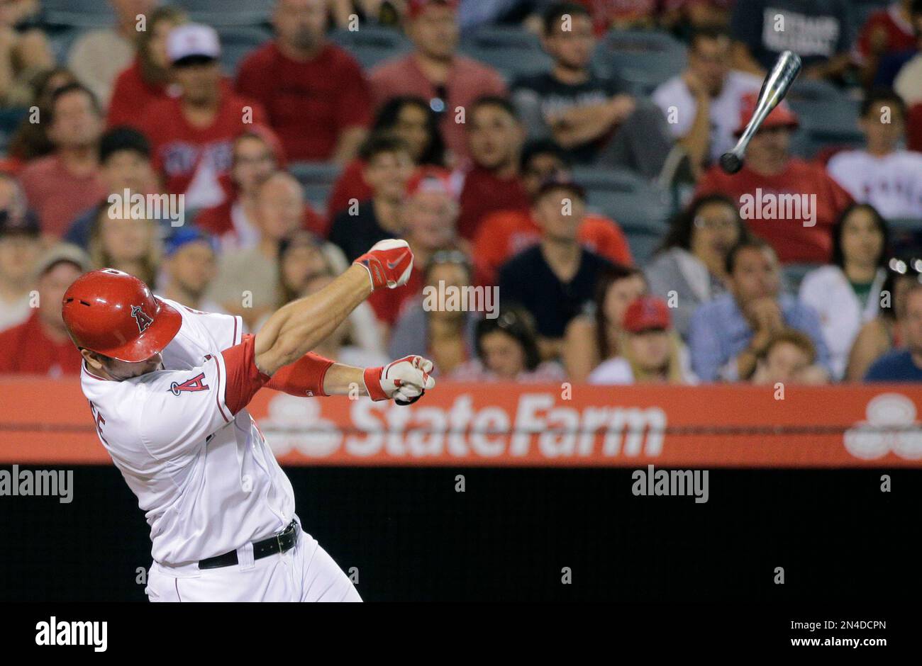 Los Angeles Angels' David Freese loses his bat flies during the 15th ...