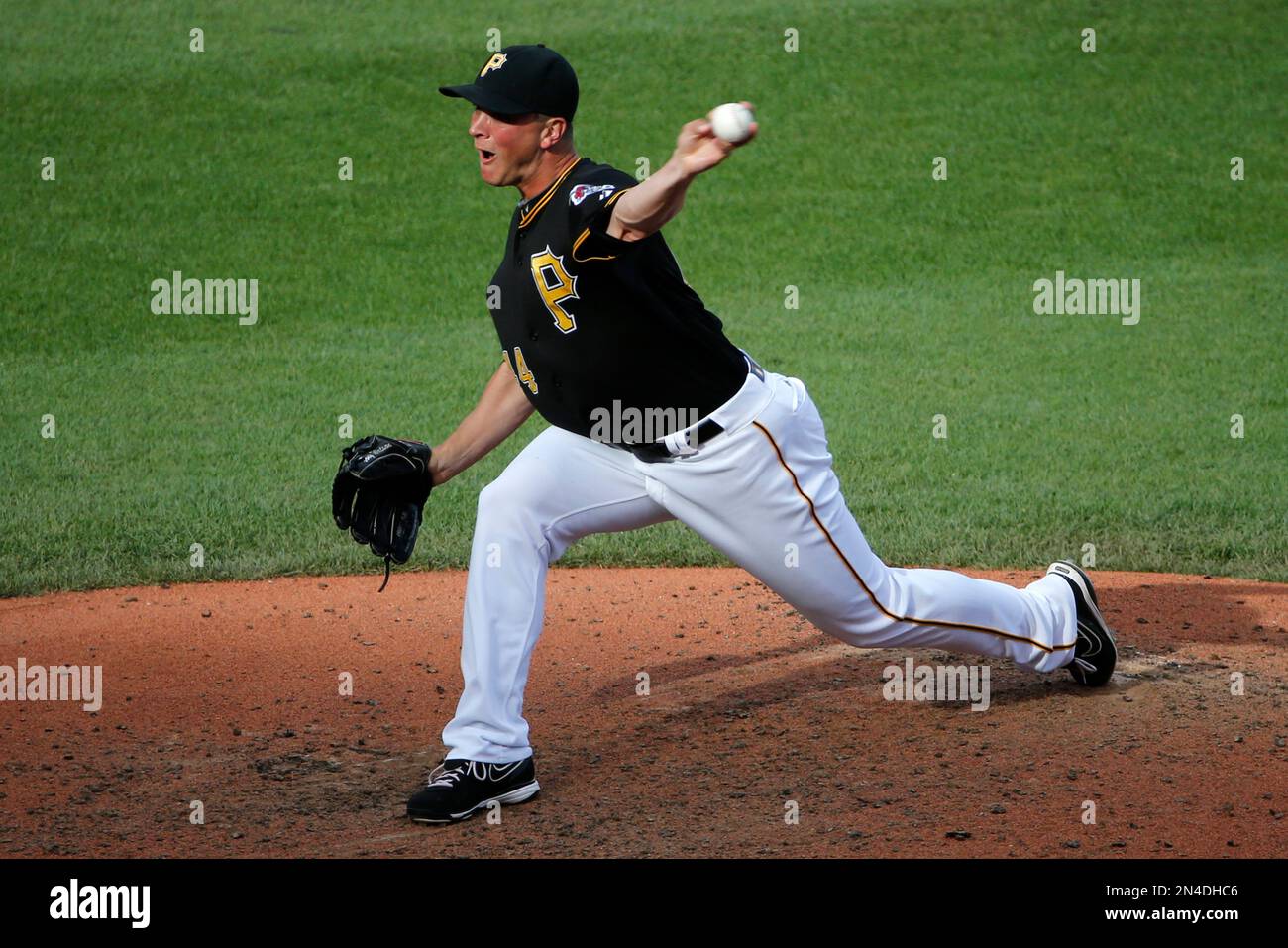 Pittsburgh Pirates relief pitcher Tony Watson (44) delivers during the ...