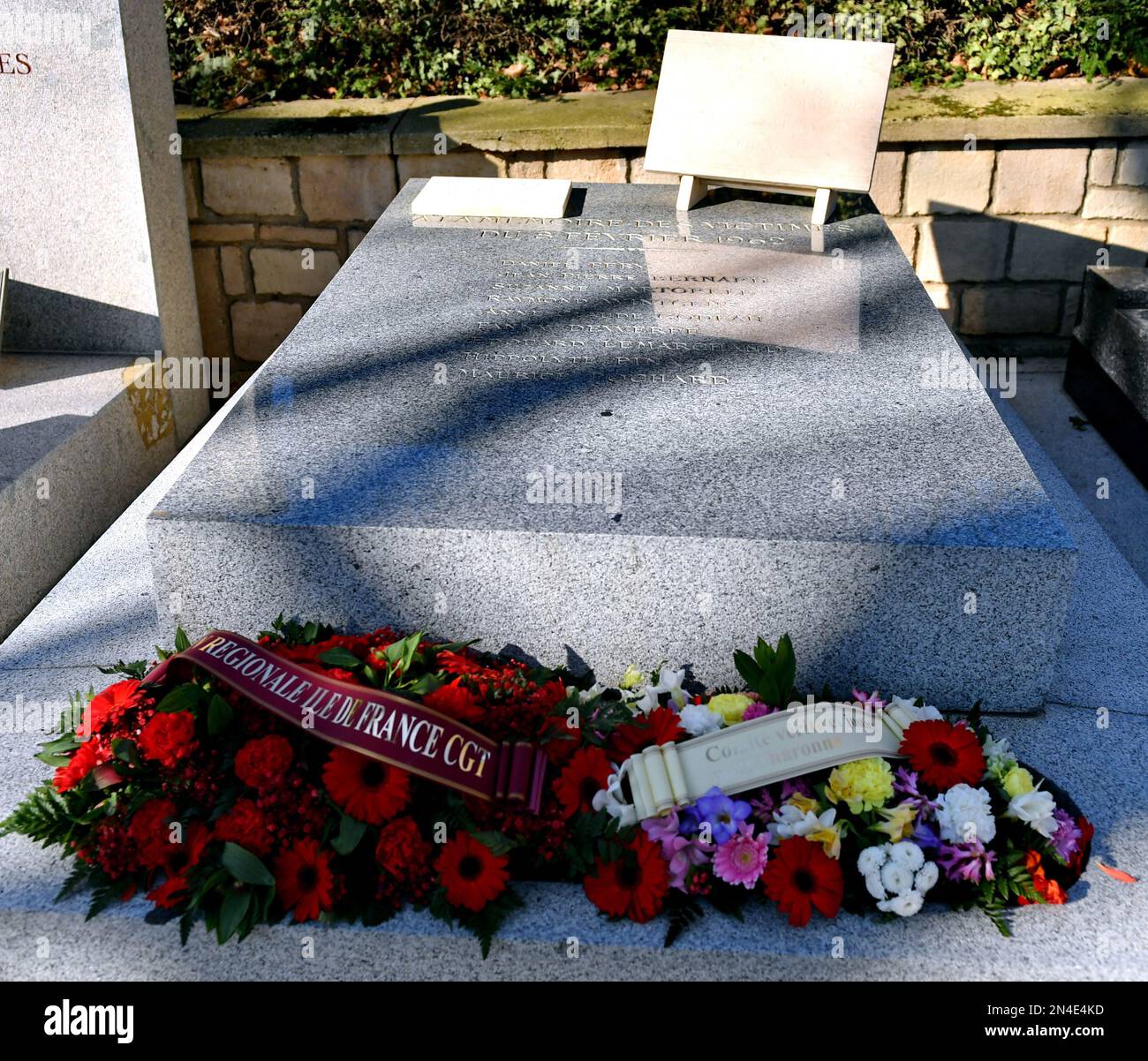 Tribute of the nine people killed by the French police during the ...