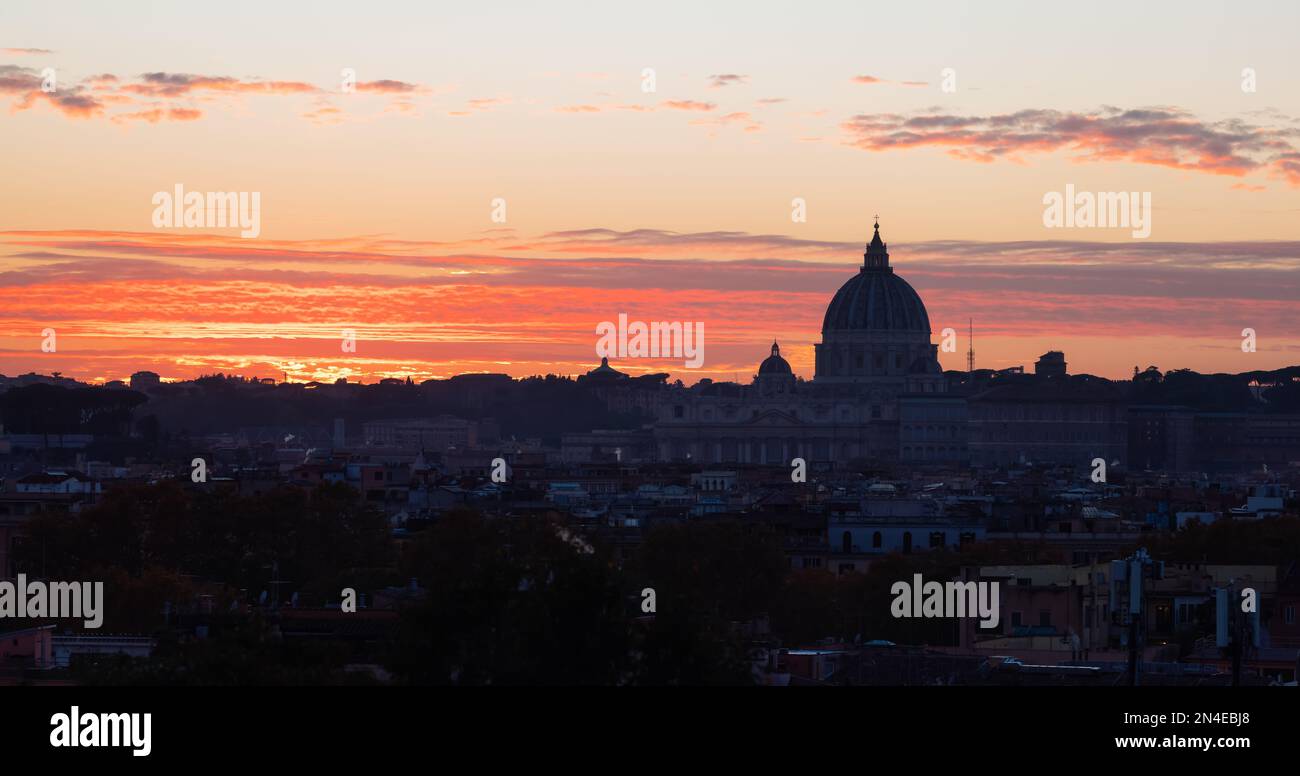 Old Historic Buildings in Downtown City of Rome, Italy Stock Photo - Alamy