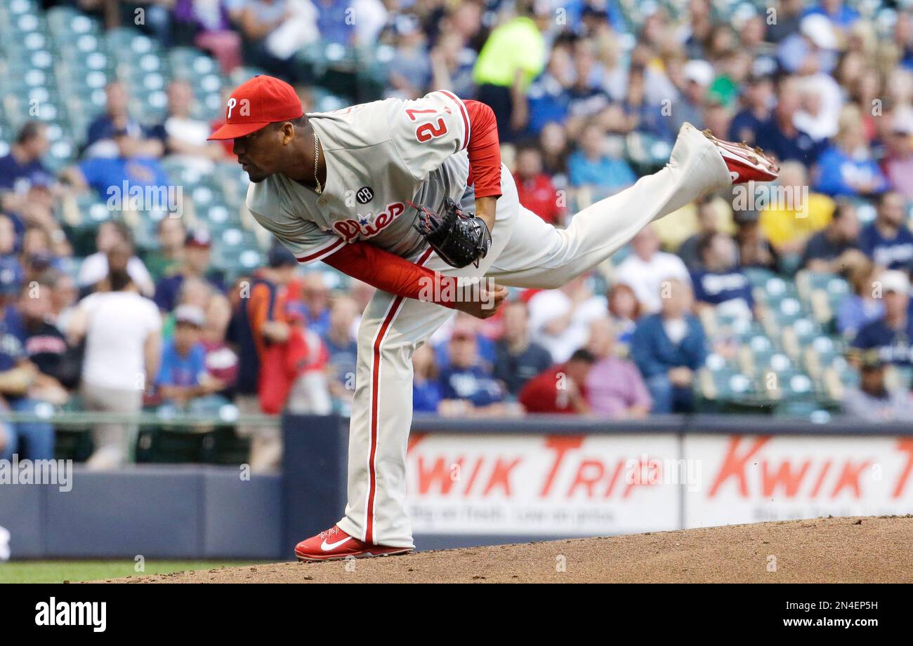 Philadelphia Phillies starting pitcher Roberto Hernandez throws during ...
