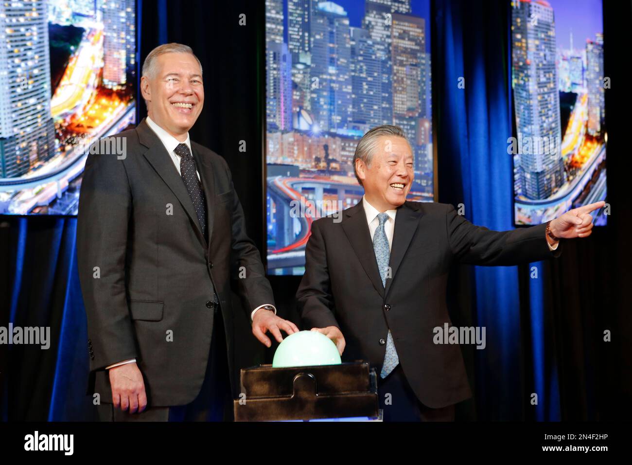 IMAGE DISTRIBUTED FOR APPLIED MATERIALS, INC. - Applied Materials CEO ...