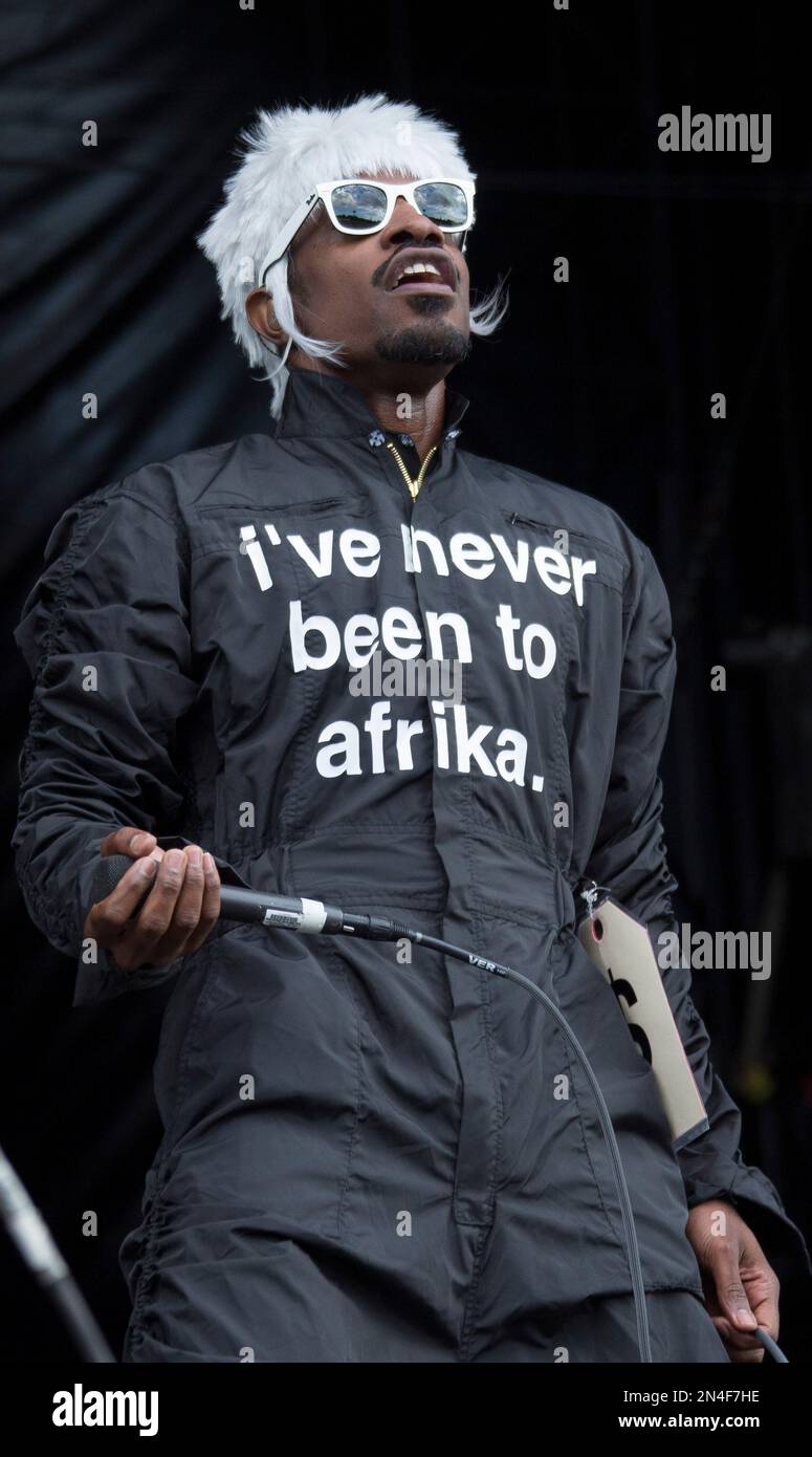 André "Andre 3000" Benjamin of Outkast performs on the main stage at ...