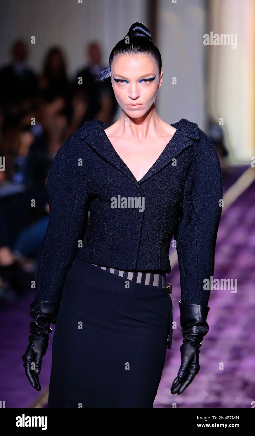 Model, Mariacarla Boscono, presents a creation by Italian fashion ...