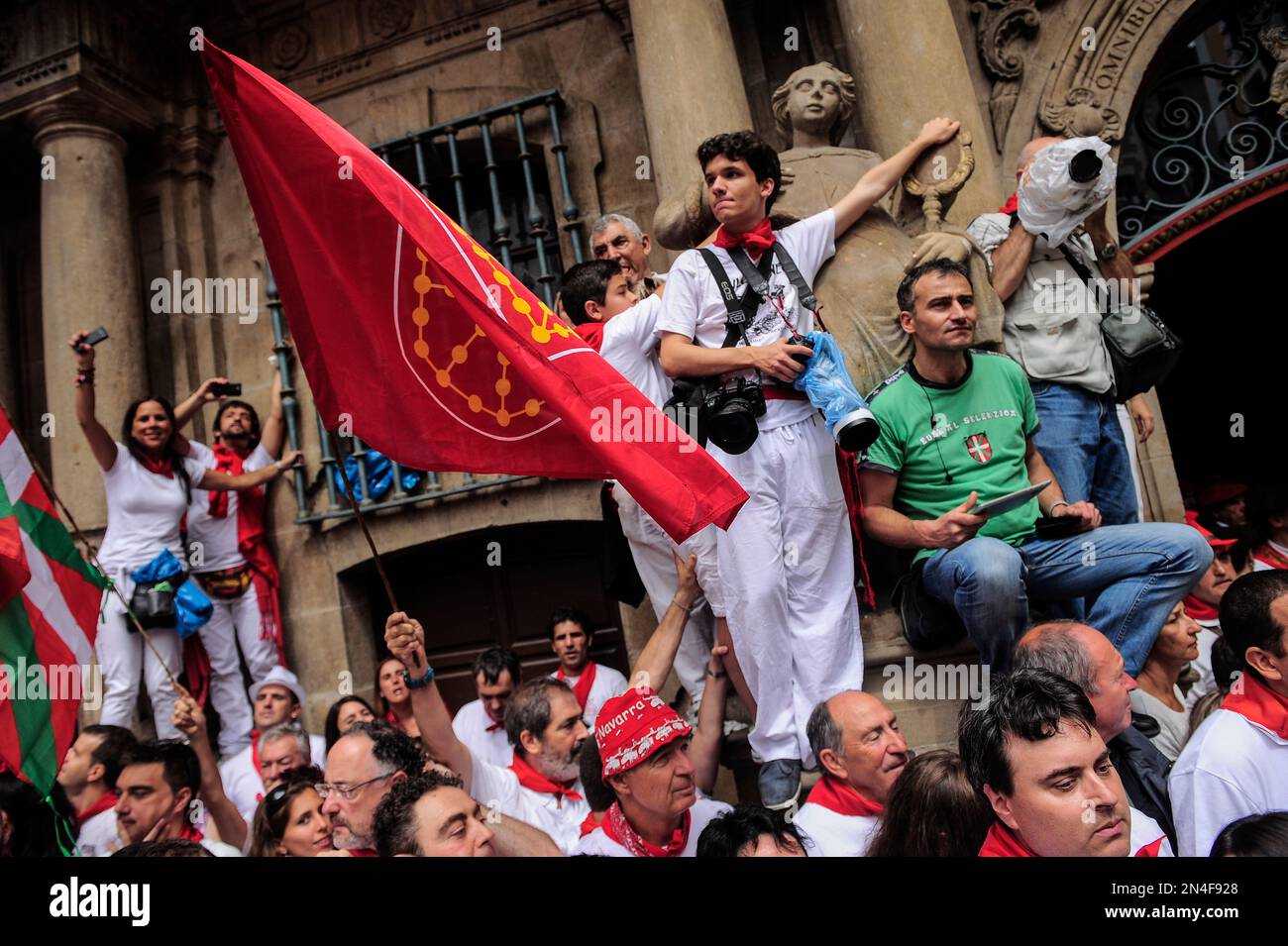 Michael Hemingway, center right, Ernest's Hemingway's 17-year-old great ...