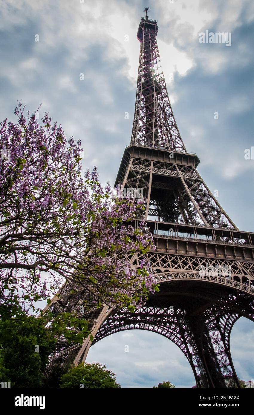 Paris in May, what a beautiful City in France. Arts, history and Love ...