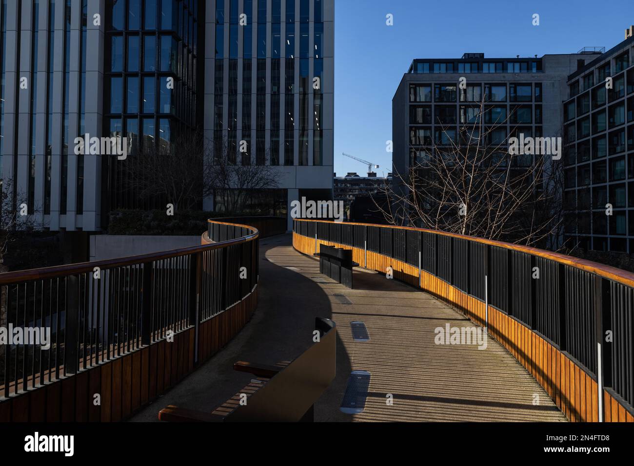 St Alphage Highwalk, pedestrian walkway overlooking London Wall, London ...