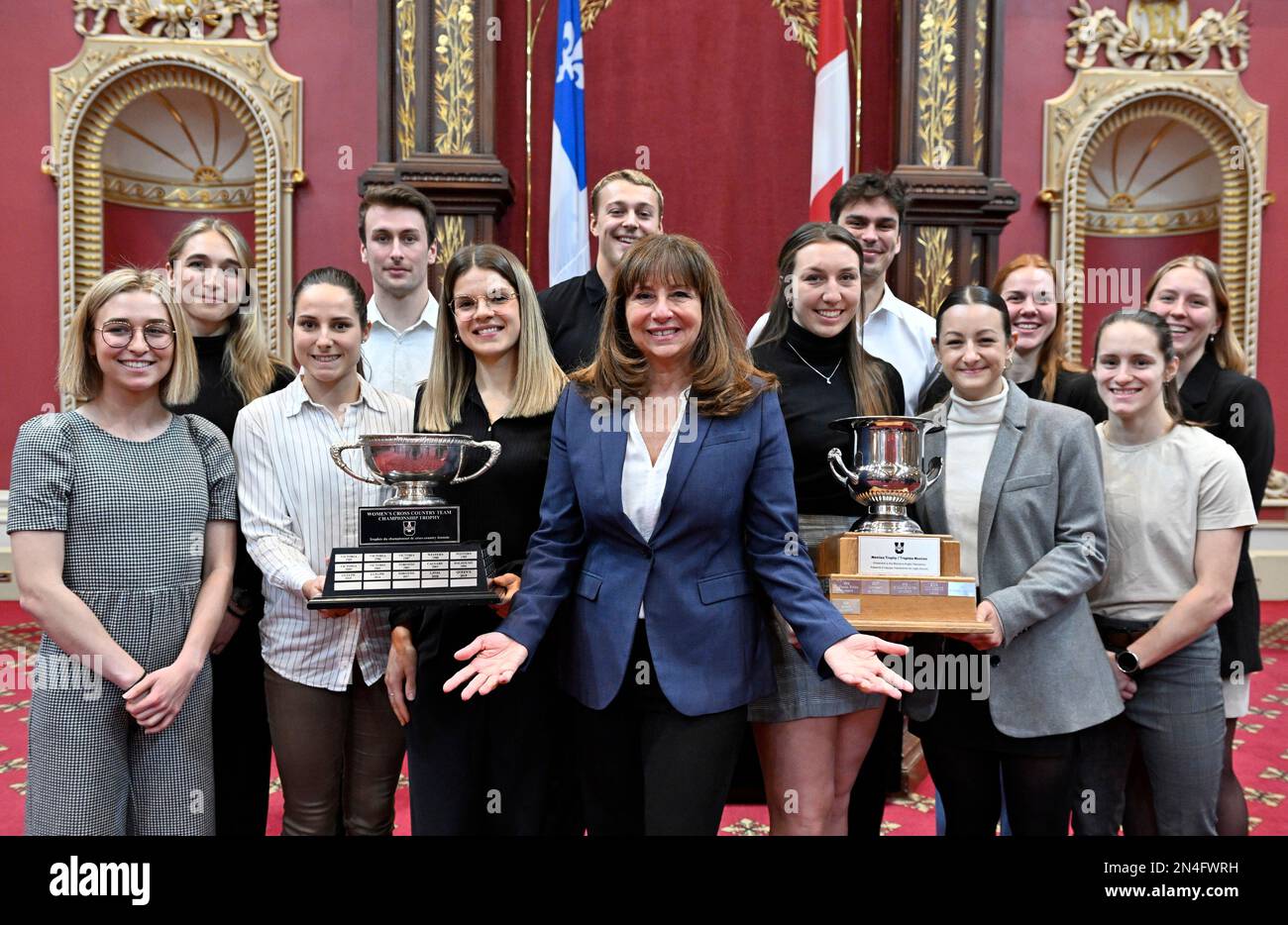 Athletes of the Rouge et Or female cross-country, female rugby and men ...