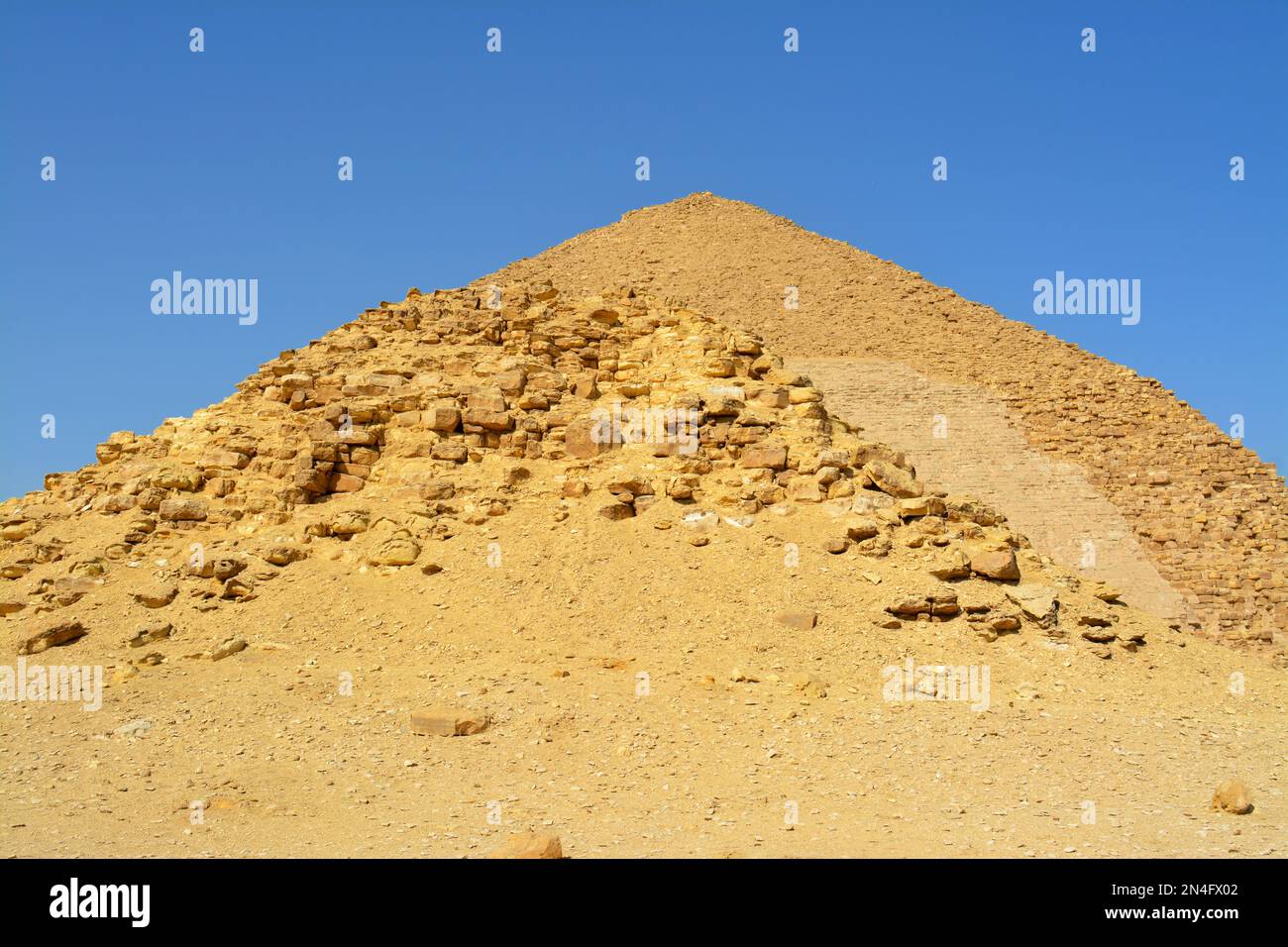 The satellite and the bent pyramids, Satellite one is located 55 meters ...