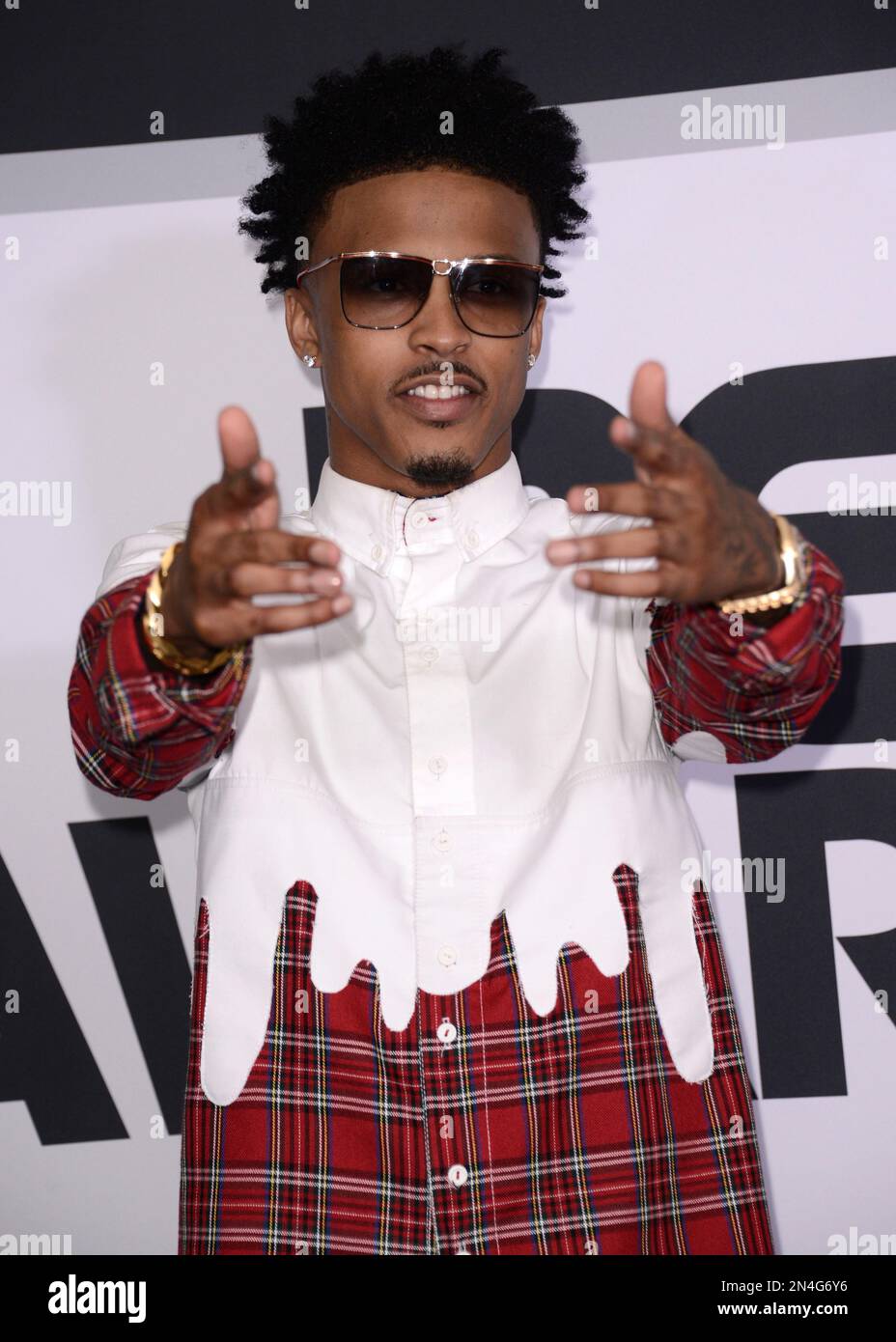 August Alsina, winner of the viewers choice award for “I Luv This ...
