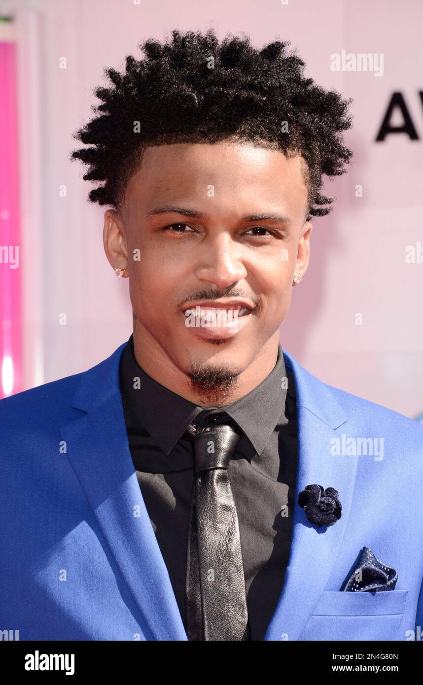 August Alsina arrives at the BET Awards at the Nokia Theatre on Sunday ...