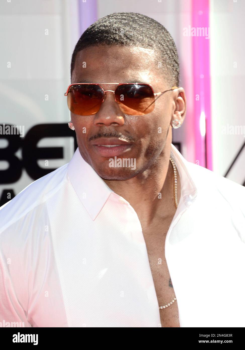 Nelly arrives at the BET Awards at the Nokia Theatre on Sunday, June 29 ...