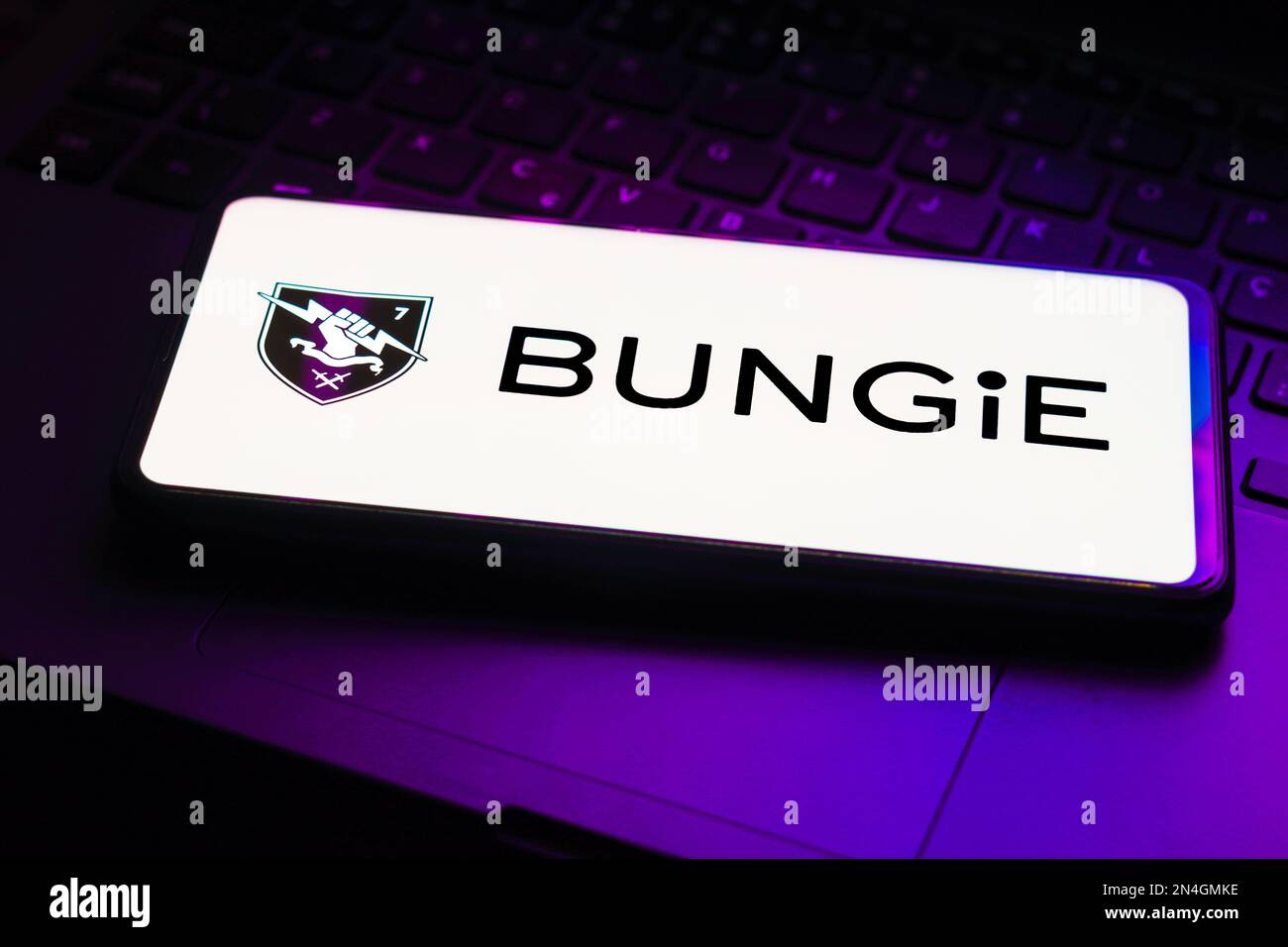 Logo bungie hi-res stock photography and images - Alamy