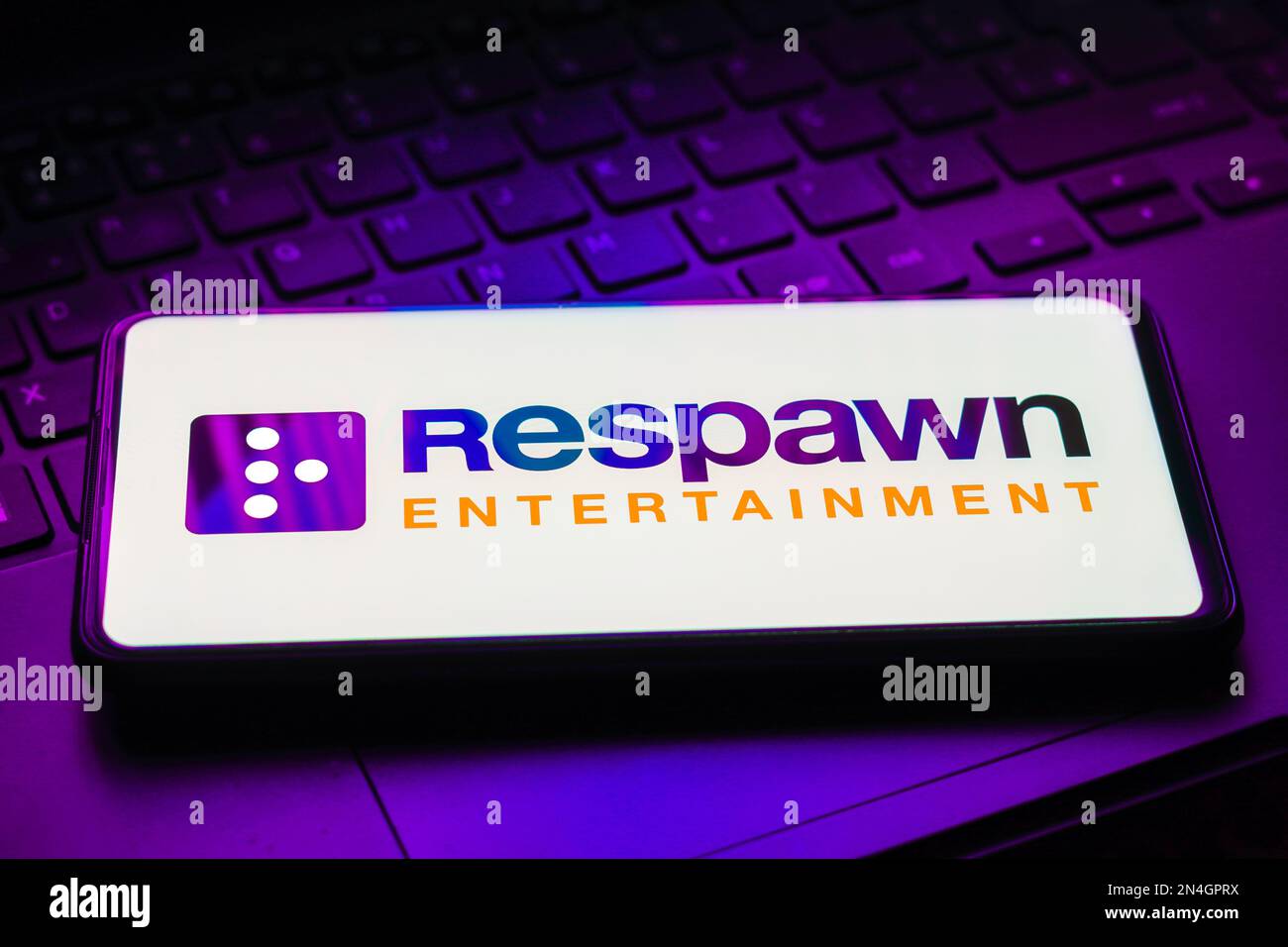 Respawn entertainment logo hi-res stock photography and images - Alamy