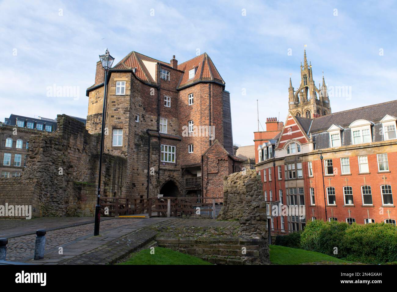 Black_gate hi-res stock photography and images - Alamy