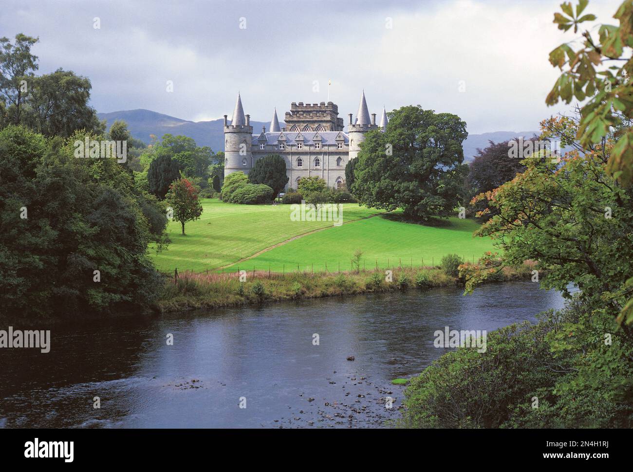 Historic scotland properties hi-res stock photography and images - Alamy