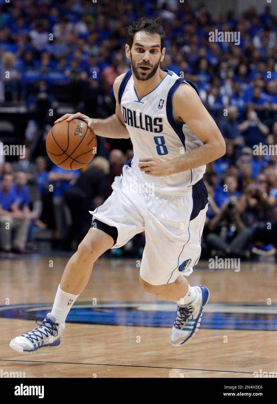 In this April 26, 2014, photo, Dallas Mavericks guard Jose Calderon ...