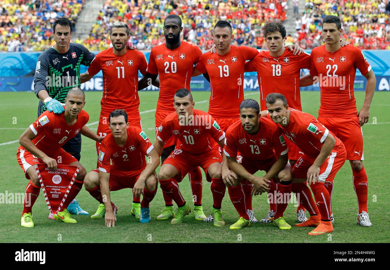 The Swiss team pose for a group photo before the group E World Cup ...