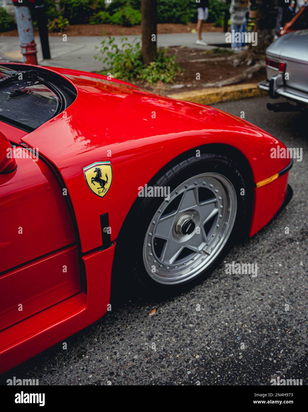 A vertical shot of the details of a red Ferrari F40 Stock Photo - Alamy