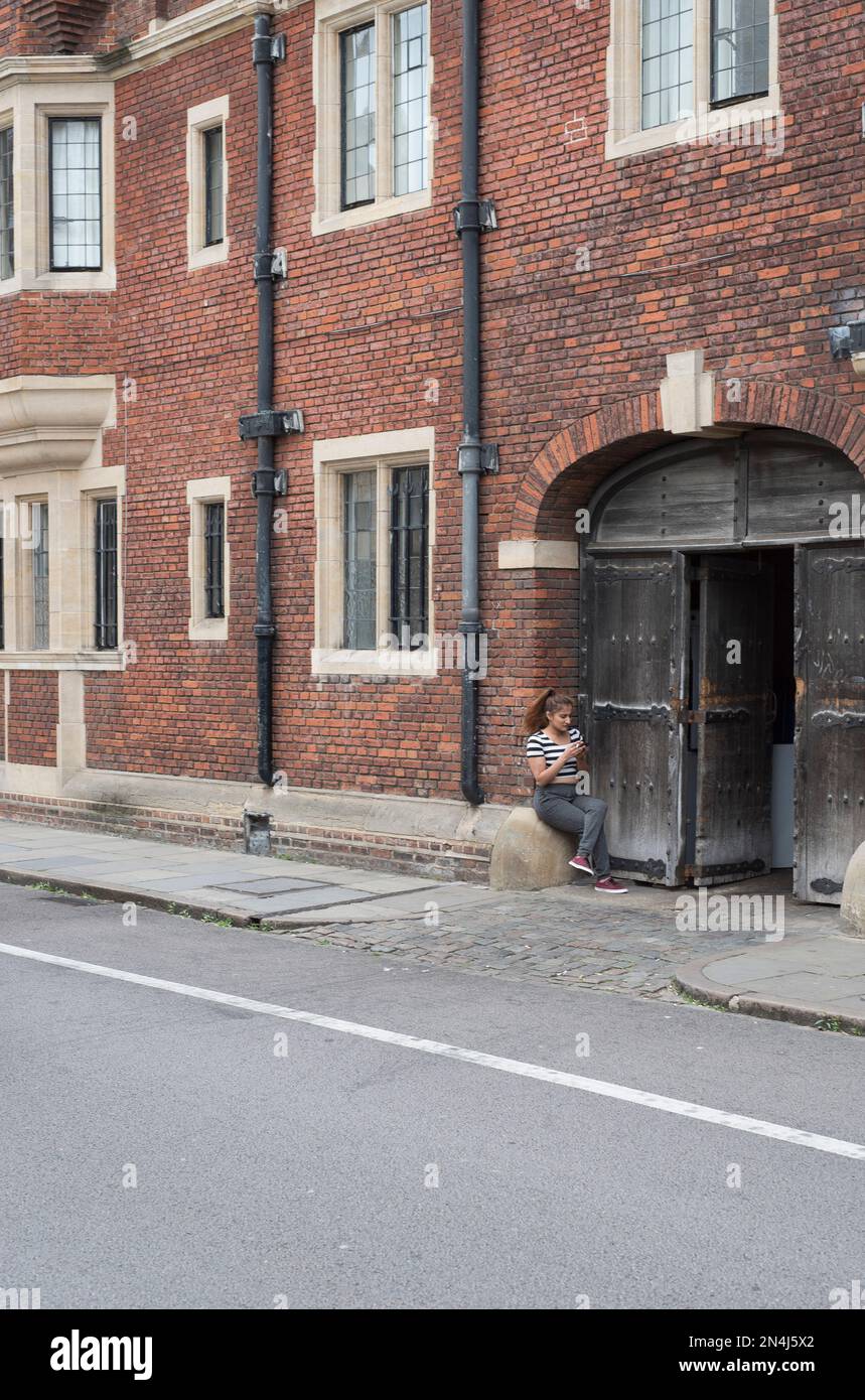 Cambridge a Street Photographers dream in capturing the Residents and ...