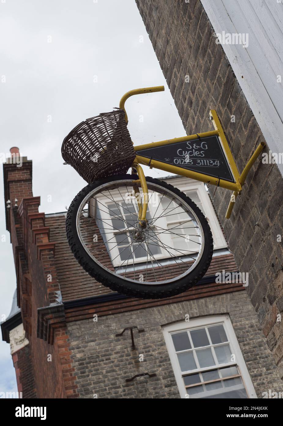Cambridge a Street Photographers dream in capturing the Residents and ...