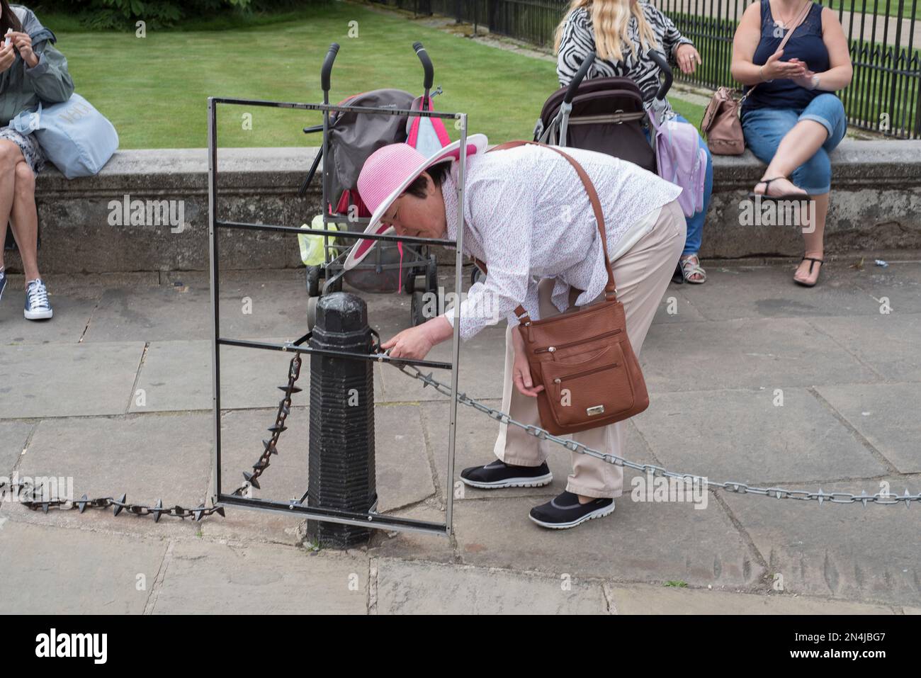 Cambridge a Street Photographers dream in capturing the Residents and ...